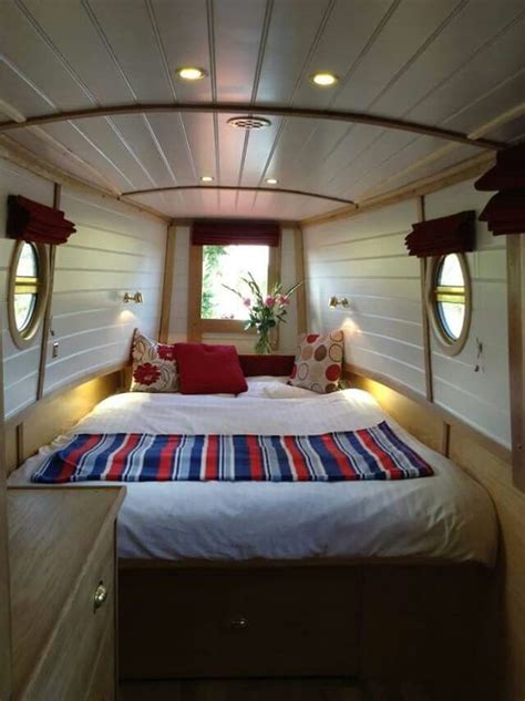 17 Best Houseboat Decor Ideas Canal Boat Layouts Walk Through