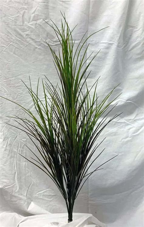 32” Artificial Pvc Upright Grass Plant For Indoor Outdoor