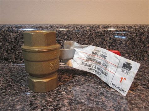 Mueller 107 405hc Brass 1 X 1 Female Full Port Ball Valve Brand New