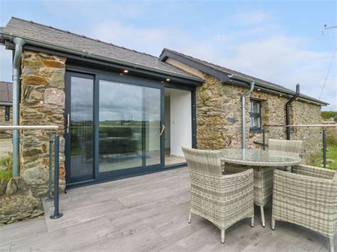 Tyddyn Bach Rhydwyn Llyn Garreg Lwyd Self Catering Holiday Cottage