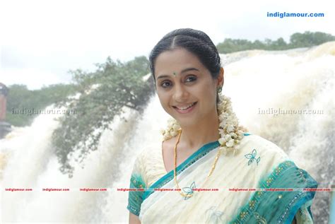Devayani Actress Hd Photosimagespics And Stills 135134