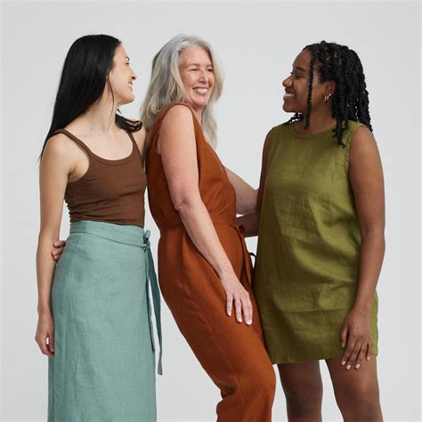 Ensemble Pack Stack And Clip To Take An Entire Day Of Meals On The Go In This Handy Lunchbox