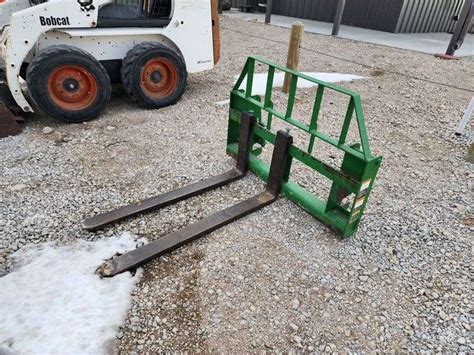 John Deere Pallet Forks For Loader Adam Marshall Land And Auction Llc
