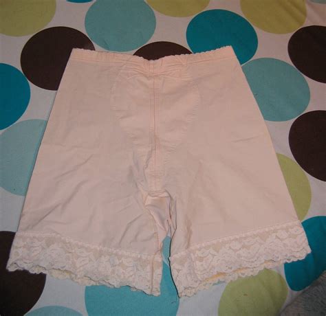 S Sexy Vintage Girdle Size Medium Nylon And Spandex Bali Pin Up Rockabilly Lolita Etsy