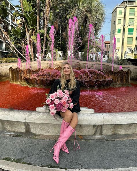 Haftanın Moda Instagramları Y2k Çizmeler Vogue Türkiye