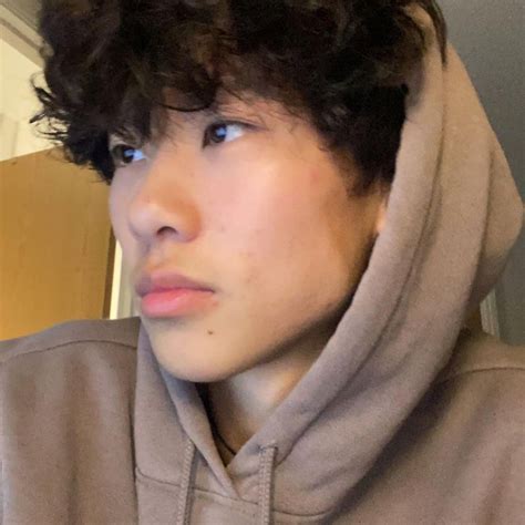 Dawn Carsons Instagram Twitter And Facebook On Idcrawl