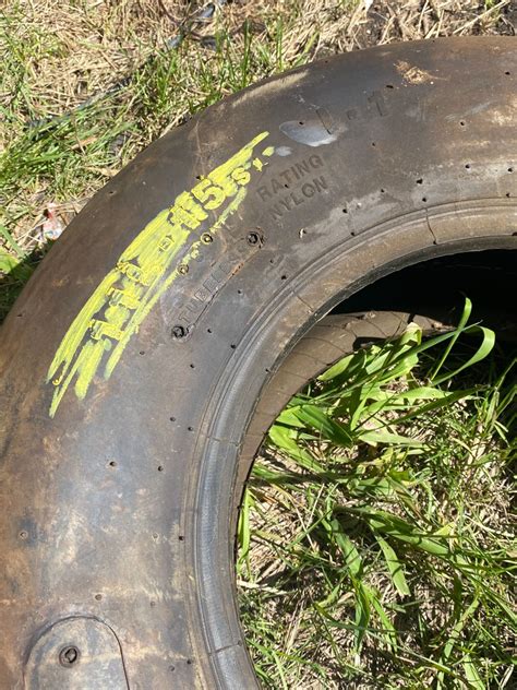 2 11l 15 Implement Tires