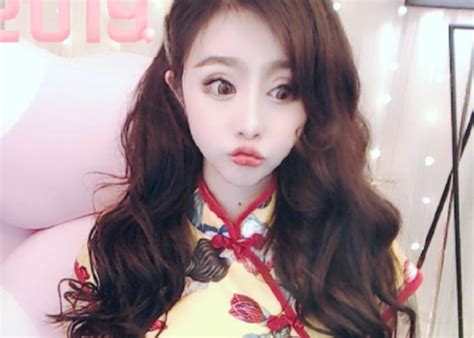 被浅蓝九情蛐蛐，海绵宝宝扬言报仇 歪阅