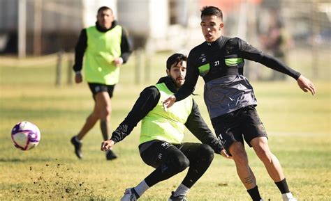 Juarense Javier NevÁrez Debuta Con Bravos En El MÁximo Circuito Aficion Juarez