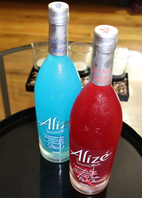 Solo Summer Cocktails The Glamorous Gleam