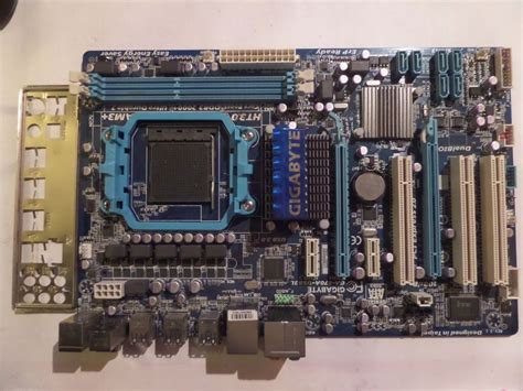 Материнская плата Gigabyte, socket AM2+, AM3, AM3+, DDR3, хорошее ...