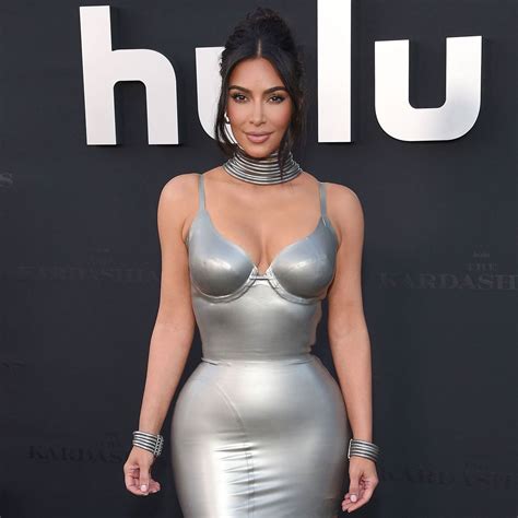 Kim Kardashian Struggles To Walk In Tight Dolce And Gabbana Dress Us Weekly