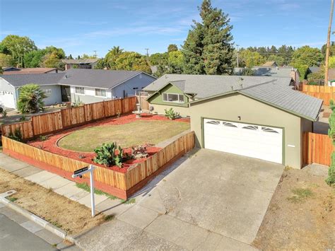 7548 Adrian Dr Rohnert Park Ca 94928 Redfin