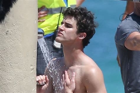 If You Ignore This Post You Wont See Darren Criss In A Speedo