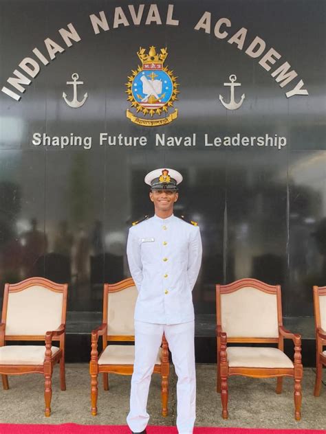 What Is A Sub Lieutenant