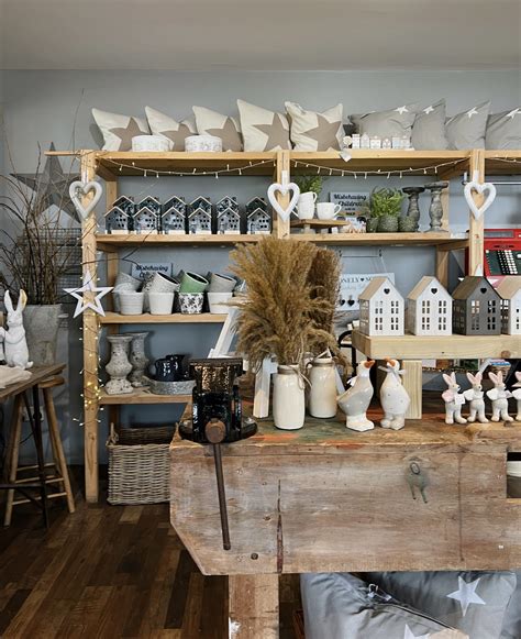 T Shop Merkins Farm