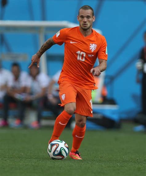 Will The Real Wesley Sneijder Please Stand Up Football Metro News