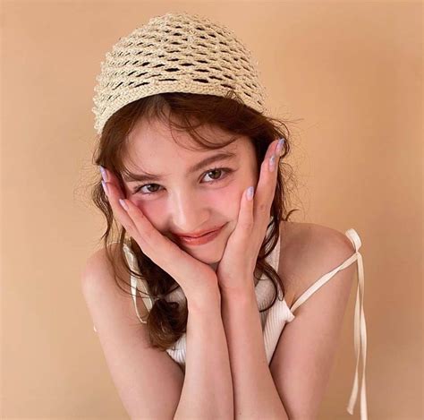 加藤ナナさんのインスタグラム写真 加藤ナナinstagram「😚⭐️ Raymagazine」6月3日 20時46分