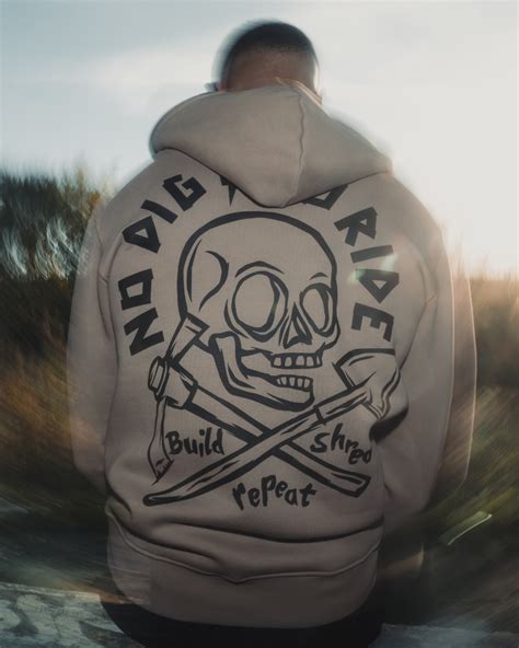 Red Athletes Red Torpedo