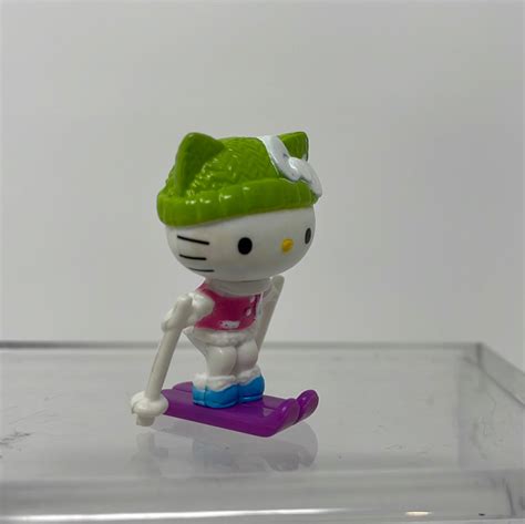 2014 Sanrio Hello Kitty Skiing Figure Shophobbymall