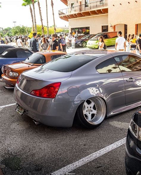 Slammed Infiniti G37 Coupe