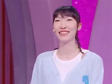 韩旭透露择偶观：目前单身 要求不低于1米9 不一定非要男篮球员腾讯新闻