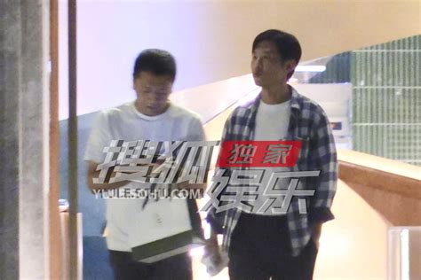 李小冉夫妇与王骁和张瑶吃火锅 老友相聚特别欢乐 搜狐大视野 搜狐新闻