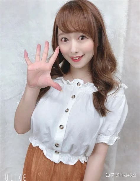 白石茉莉奈个人写真集！ 知乎