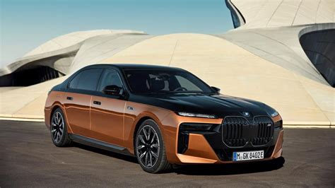 2024 Bmw I7 Choosing The Right Trim Autotrader