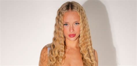 Julia Filippo Age Net Worth Career Bio And Family