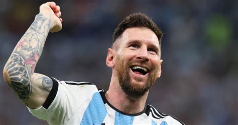 Messit Meghívták A Hírességek Sétányára Magyar Narancs