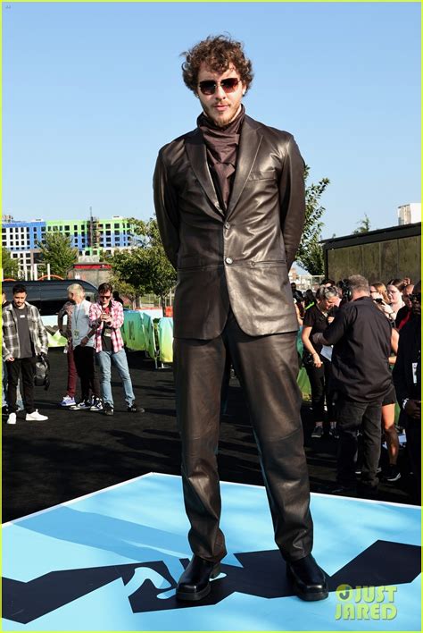 Photo Ll Cool J Jack Harlow Mtv Vmas 2022 03 Photo 4807143 Just