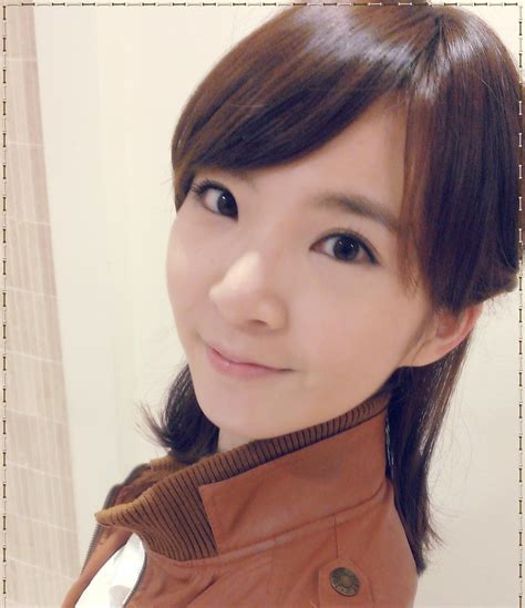 如何當個稱職的裝可愛的廢物(? 下班模式 登出 沙發 沙發的魔力 沙發廢物 廢物模式 廢物 裝可愛 稱職 裝可愛 當廢物 如何當個稱職的裝可愛的廢物(? 下班模式 登出 沙發 沙發的魔力 沙發廢物 廢物模式 廢物 裝可愛 稱職 裝可愛 當廢物