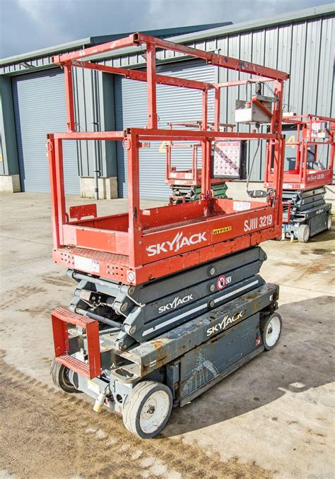 Skyjack Sjiii 3219 Battery Electric Scissor Lift Access Platform Year