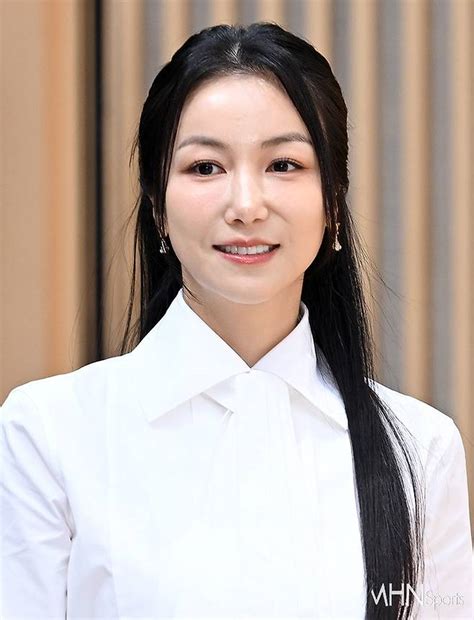 포토 김옥빈 빛나는 미모