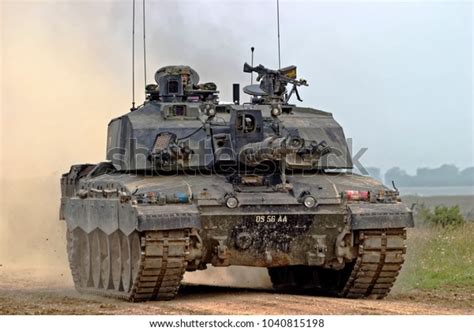 104 Tank Firing Challenger Images Stock Photos 3D Objects Vectors