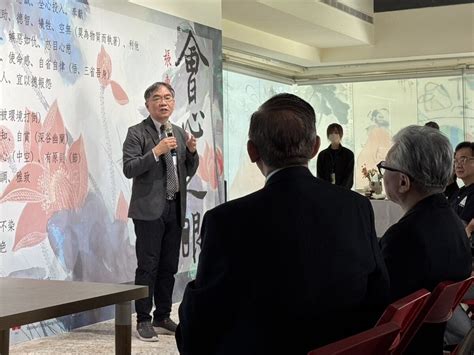 國立成功大學【會心之眼—張惠華收藏展】已隆重開幕，感謝各界蒞臨參與開幕茶會暨新書發表會！ 醫學有故事