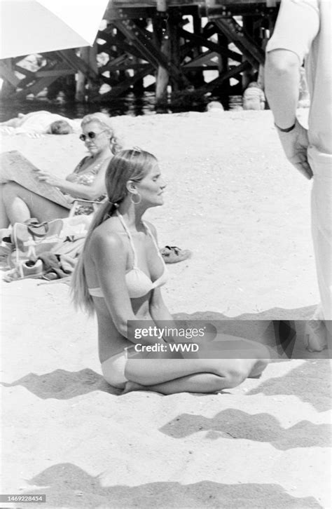 Susan Backlinie Awaits Filming During Production Of Jaws On The