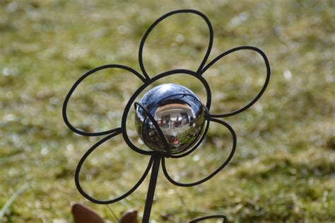 2560x1440 Wallpaper Mirroring Garden Ball No People Cable Peakpx
