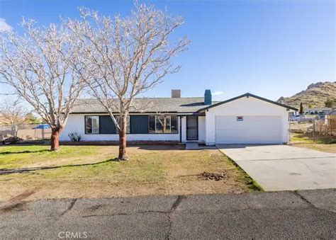 Lake Los Angeles Ca Homes For Sale And Real Estate Redfin