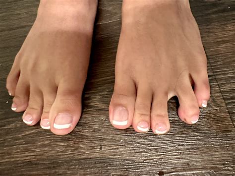 Sona Bellas Feet