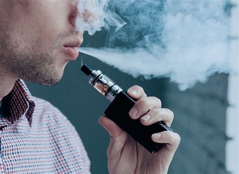 Gebruikers E Sigaret Lopen Wellicht Een Gezondheidsrisico