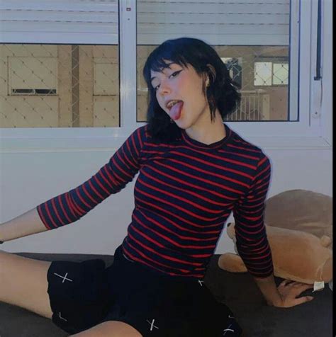 Pin De Nockyton Aleatorio Em Say Cat Garotas Magras Cosplays Fáceis