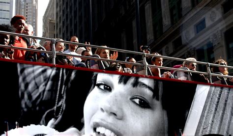 New York Leo Mendonca