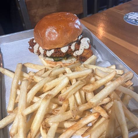 10 Barrel Brewing Co Boise Restaurant Reviews Photos And Phone