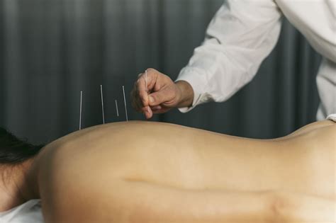 10 Natural Sciatic Nerve Pain Relief Options From A Chiropractor