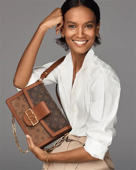 Liya Kebede And Rebecca Leigh Pose For The Louis Vuitton 2021 Dauphine
