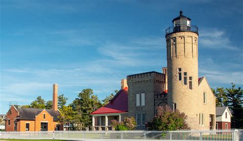 Michigan Lighthouses Complete Guide Michigan Everything