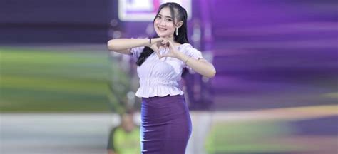 Dampingi Suami Yeni Inka Rasanya Deg Degan Info Media