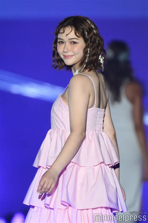 画像2556 村重杏奈、美ボディ輝くビキニショットに反響「さすがのスタイル」「憧れ」 モデルプレス